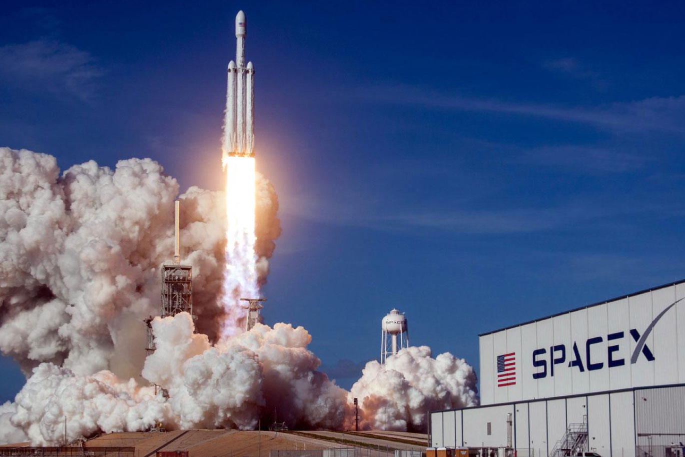 Dragon Spacecraft: SpaceX and NASA Drive a New Era in Cargo ...